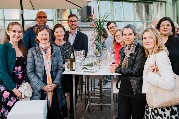 STANDARD-Sommercocktail: Fest für Qualität im Journalismus - STANDARD ...