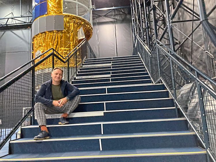 Der Österreicher Aron Lentsch tüftelt an einer Rakete für Flüge ins All ...