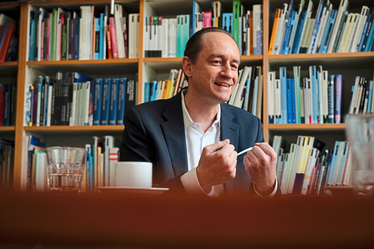 Hat Europa schon gegen die USA und China verloren, Herr Holzner ...