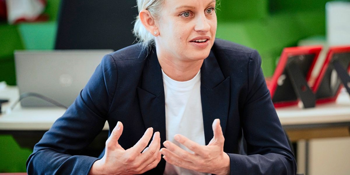 Staatssekretärin Michaela Schmidt: "Ein neues Stadion ist nicht das ...