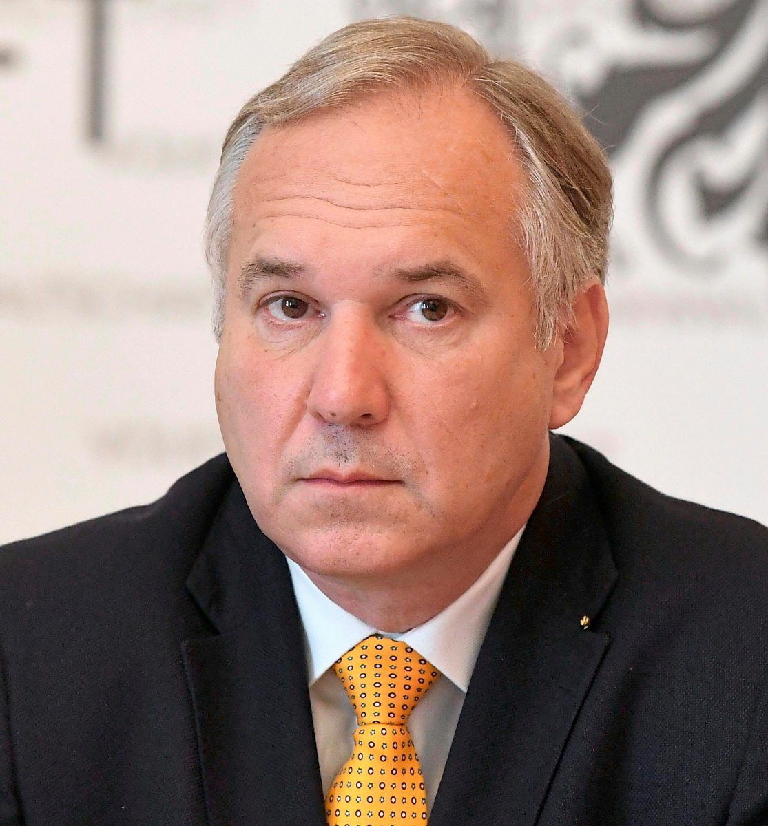 Mit Volksanwalt Rosenkranz kämpft der dritte Kandidat aus dem rechten ...