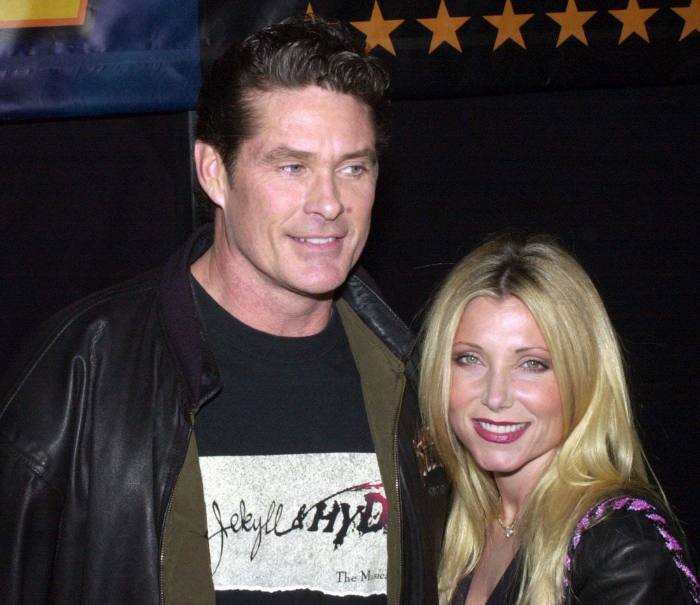 Schauspielerin Pamela Bach, Ex-Frau von David Hasselhoff, gestorben - Etat - derStandard.de › Kultur