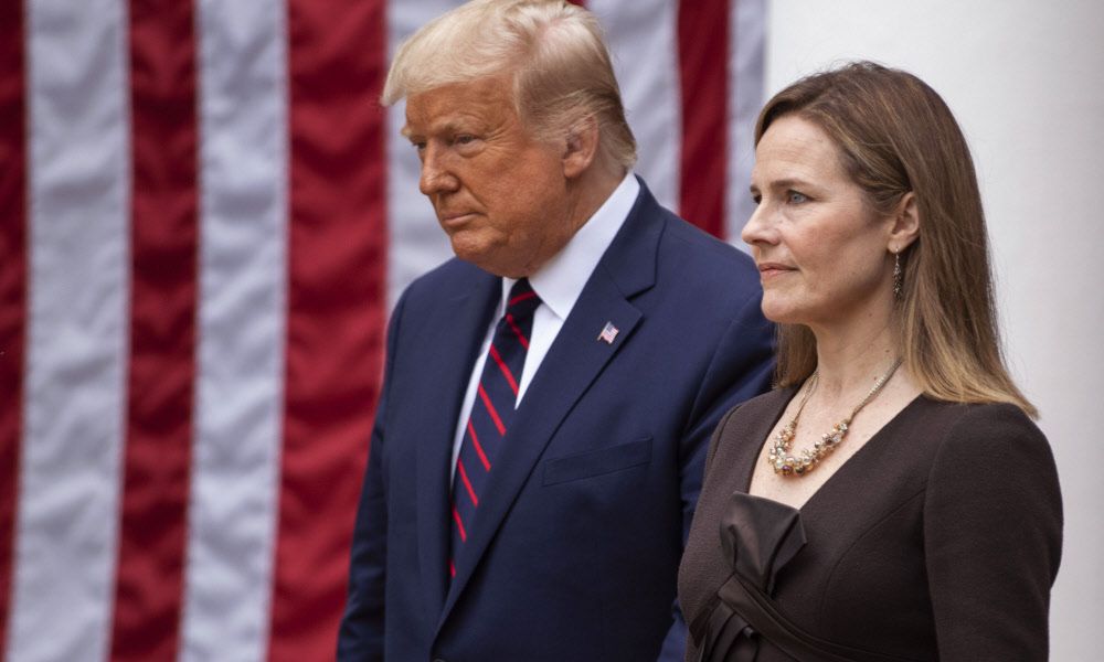 Amy Coney Barrett: Erzkonservative folgt auf Ginsburg als US ...