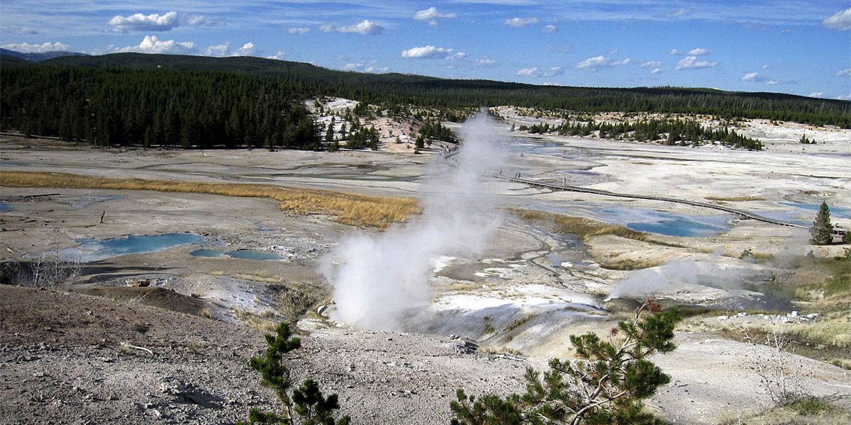 Was unter dem Yellowstone-Supervulkan vor sich geht - Natur ...
