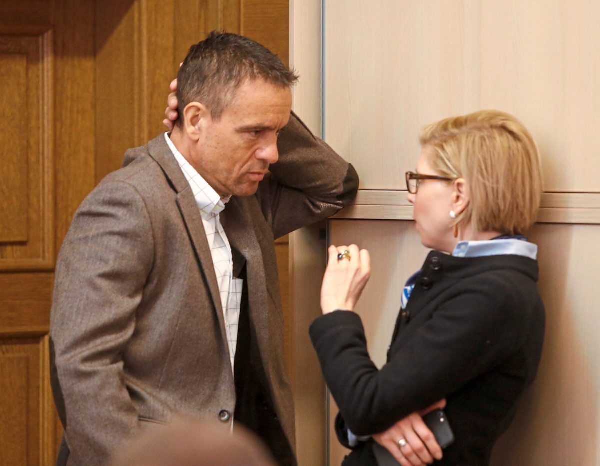 Prozess gegen Uwe Scheuch in Causa Ideenschmiede startet - Werbung ...