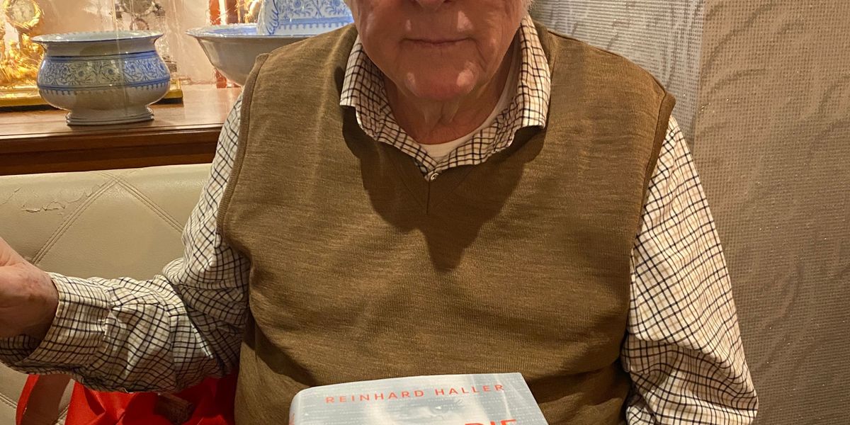 Hallo, was lesen Sie, Helmut Peter? - Literatur - derStandard.de › Kultur