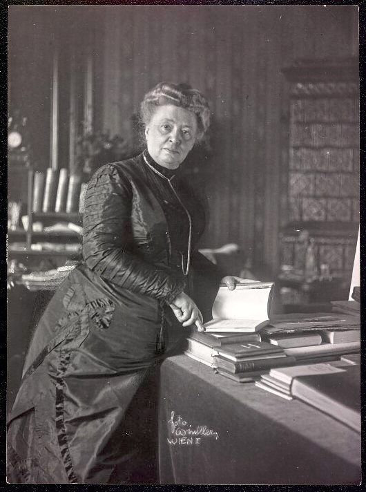 Bertha von Suttner: Die Tausend-Schilling-Frau - Wissens-Blogs ...