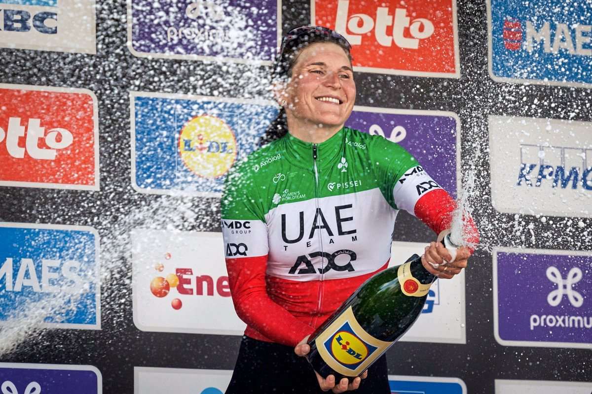 Traumcomeback nach Unfall: Remco Evenepoel gewann Pfeil von Brabant - Mehr Sport - derStandard ...