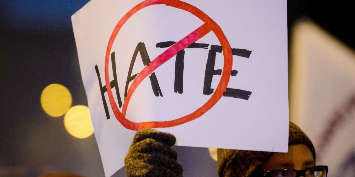 Deutschland verstärkt Kampf gegen Hass im Netz - Netzpolitik ...