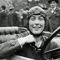 Wien, 1923: Ein Flitzer für jedes "flapper girl" beim Autorennen der ...
