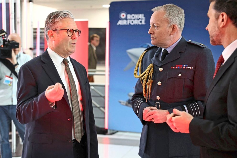 Woher nimmt Großbritannien das Geld für seine milliardenschwere neue ...