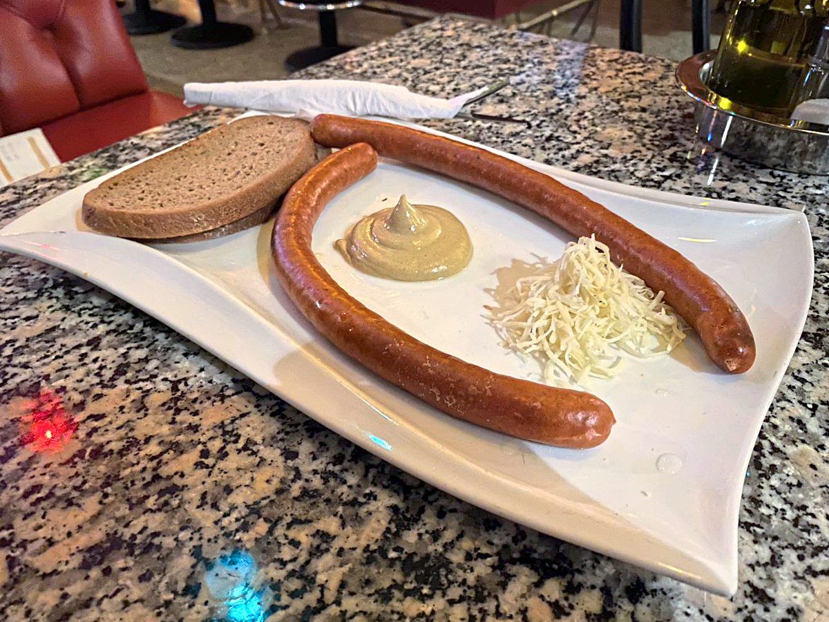 Auf ein Würstel in die Herrensauna - Essen & Trinken - derStandard.de ...