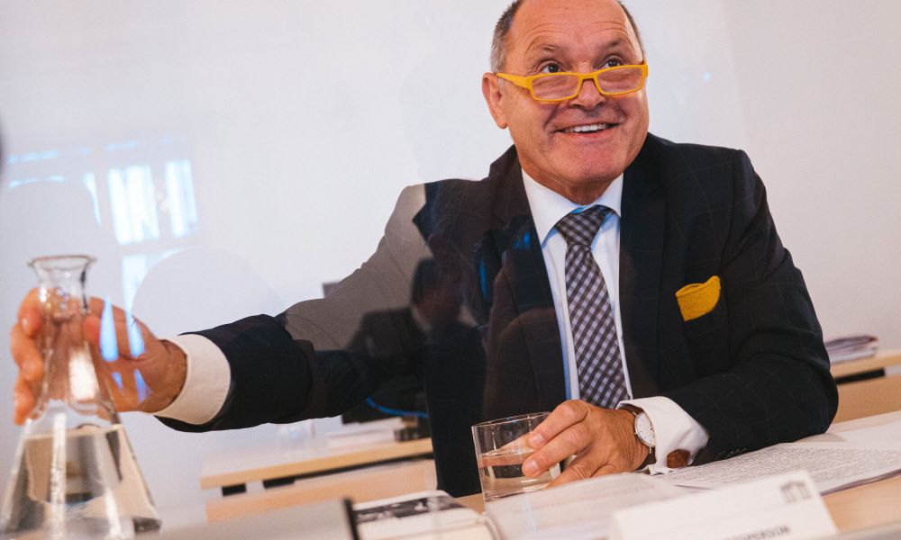 Das System Niederösterreich, erklärt an Sobotkas Alois-Mock-Institut ...