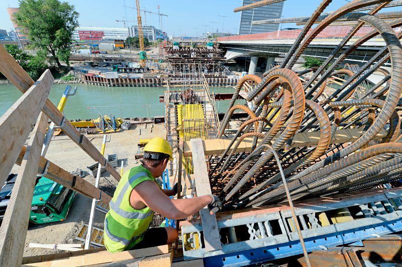Vergaberecht: Jeder Bieter darf Zuschlag bekämpfen - Wirtschaftsrecht ...