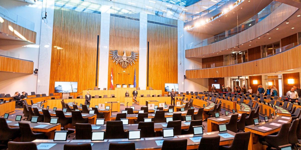 Alle sieben Volksbegehren sammelten mehr als 100.000 Unterschriften ... Alle sieben Volksbegehren sammelten mehr als 100.000 Unterschriften ...