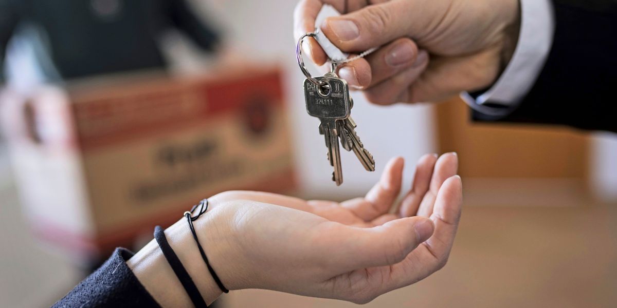 Dass der Auftraggeber den Makler zahlt, ist laut VfGH ...