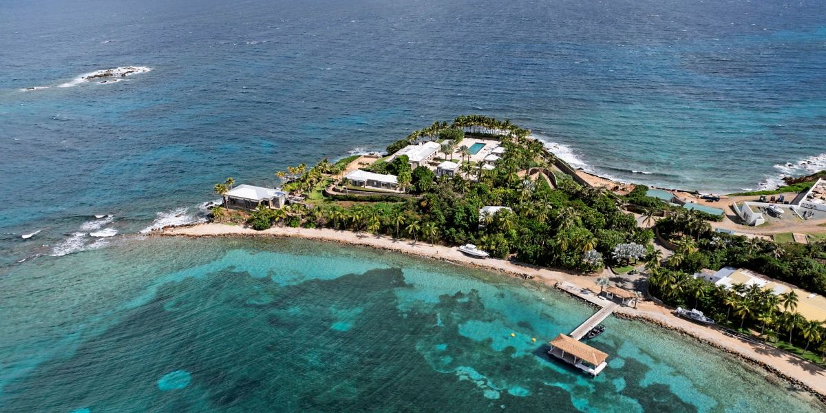 Neue Fotos in Epstein-Affäre veröffentlicht - USA - derStandard.de ...