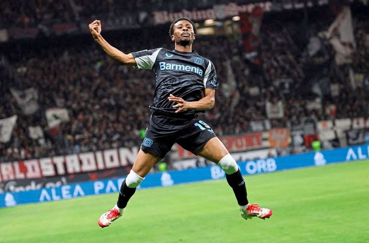 Leverkusen schlägt Frankfurt klar, Wimmer mit Doppelpack für Wolfsburg ...