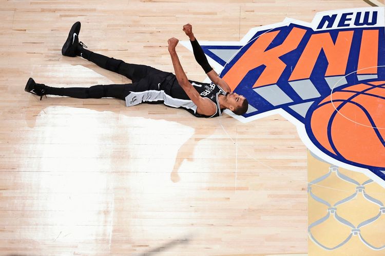 Spurs verkürzen gegen Knicks im NBA-Finale, Buh-Rufe für Trump ...