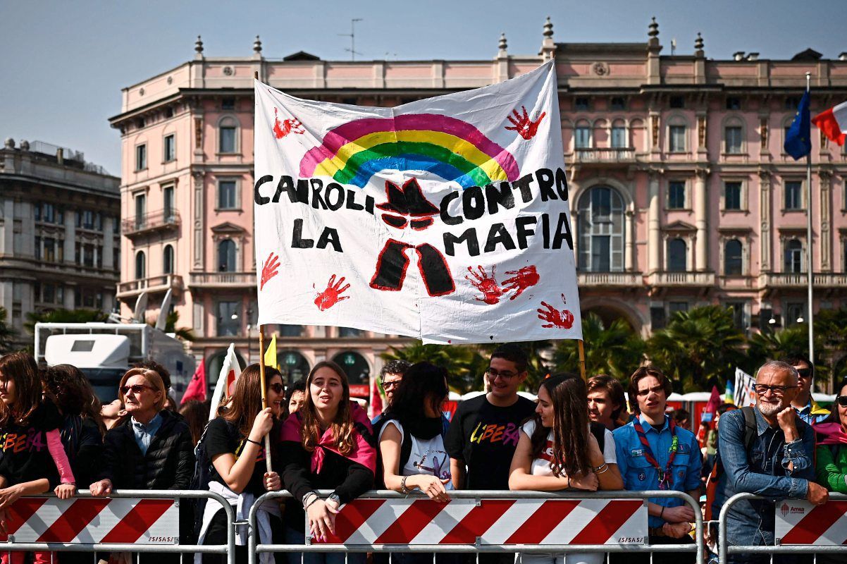 Zehntausende begehen Gedenktag für Opfer der Mafia in ganz Italien ...