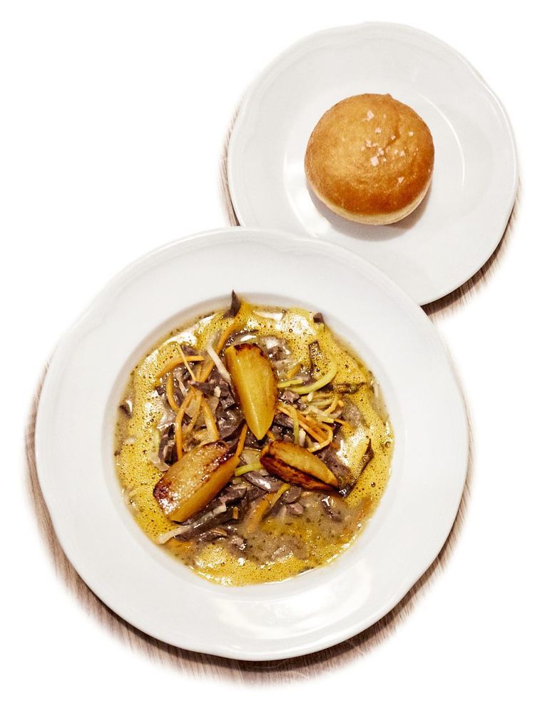 Wiederauferstandenes Gasthaus: Reznicek rising - Lokale im 9. Bezirk ...