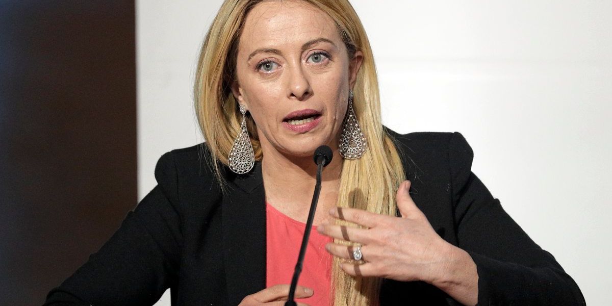 Meloni-Regierung will Anhebung der Bargeld-Obergrenze auf 10.000 Euro ...