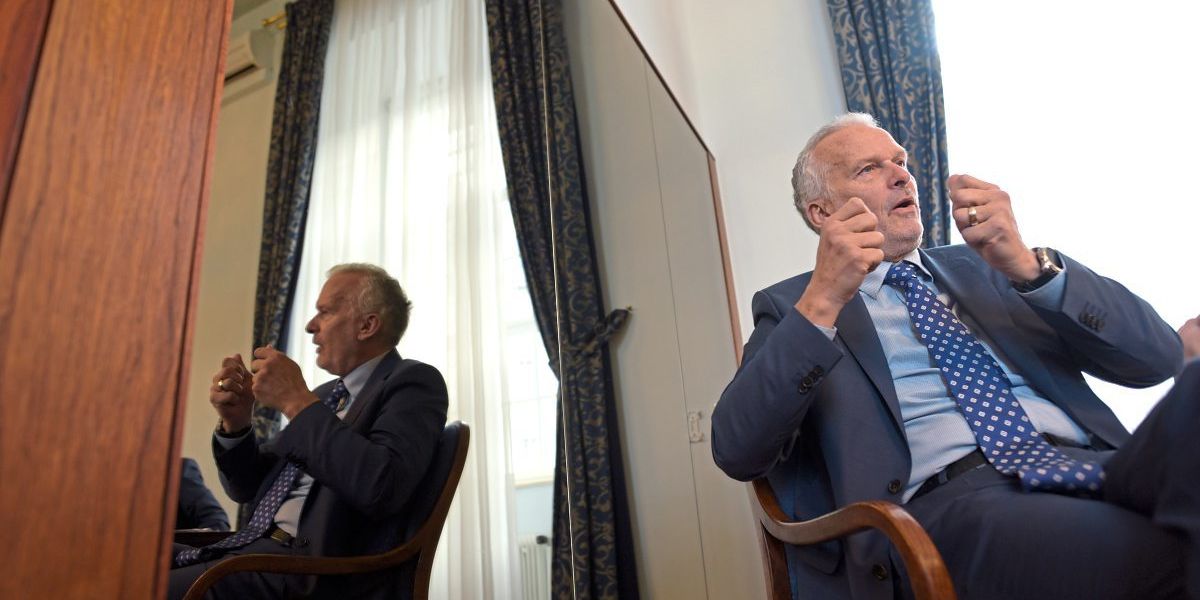 Josef Moser, Minister zwischen allen Stühlen - Koalition - derStandard ...