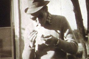 Gabriele Mathes: Als die Geborgenheit Risse bekam - Film - derStandard ...