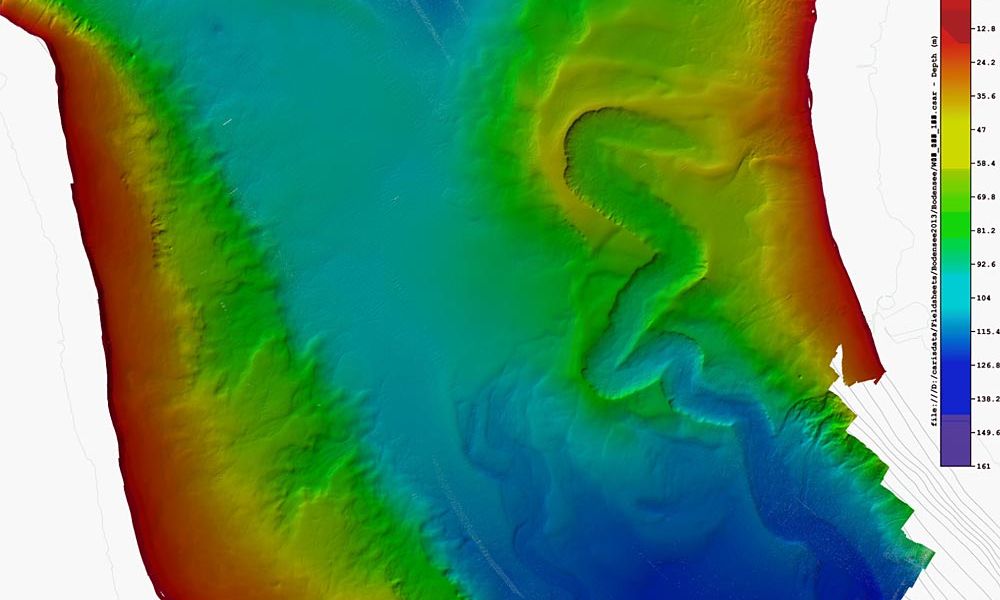 Forscher finden im Bodensee große Löcher und Unterwasserquellen - Natur ...