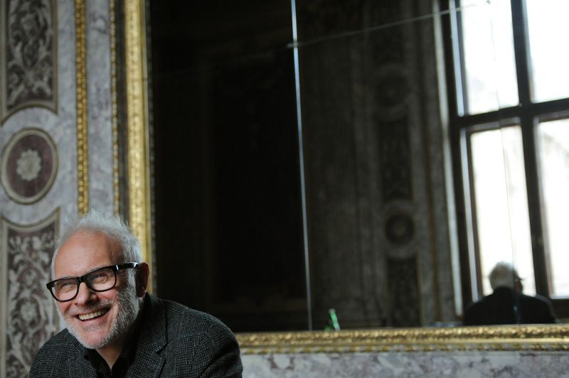 Herbert Fritsch: "Ich bin ein Befürworter von Bad Acting" - Theater ...