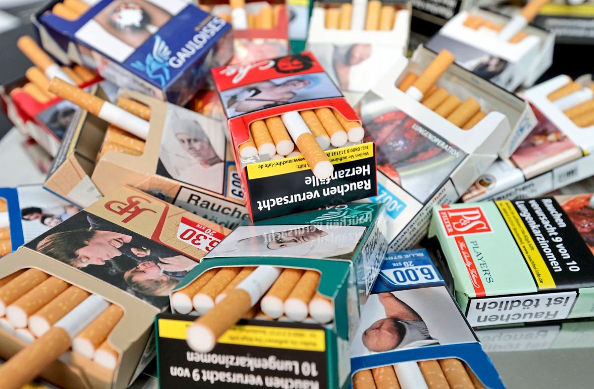 Zehn bis 40 Cent mehr pro Packung: Rauchen wird teurer - Wirtschaft ...