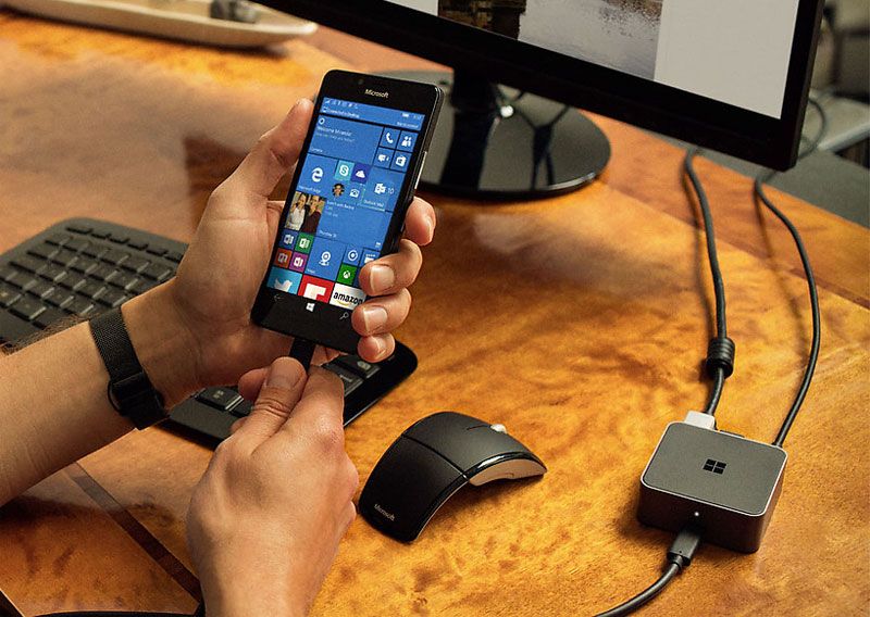 Microsoft macht Windows Phones mit Continuum zum PC: Tester begeistert ...