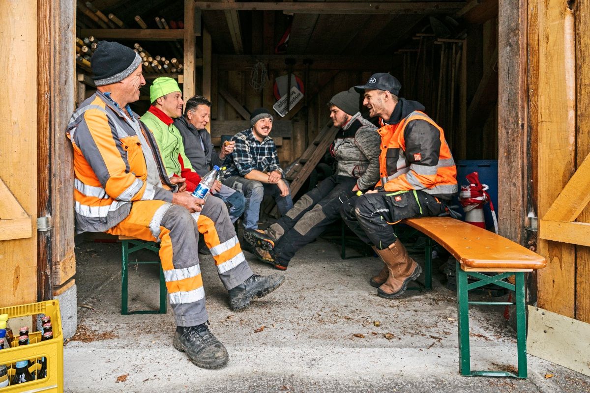 Vorarlberger Gemeinden zwingen ihre Bürger dazu, Wege zu reparieren ...
