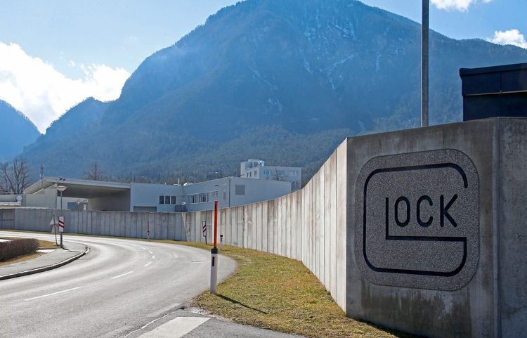 19 Millionen Euro Honorar: Viel Geld und Ehre im Hause Glock ...