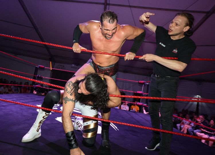 "Catchen, Oida!" – Abreibung für die ganze Familie - Sport ...