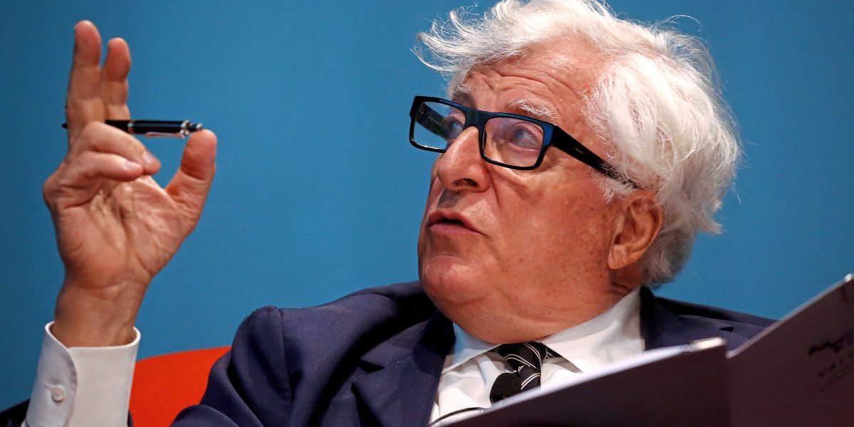 Prada Boss Buys Traditional Newspaper Kiosk In Tuscany Fashion And Cosmetics Archyde