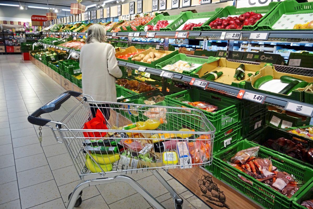 Teure Lebensmittel werden ein immer größeres Problem - Wirtschaftspolitik - derStandard.de ...