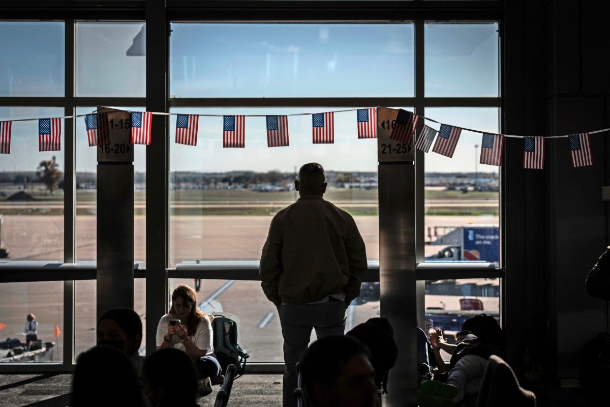 Immigration Agents Are Using Air Passenger Data for Deportation Effort ...