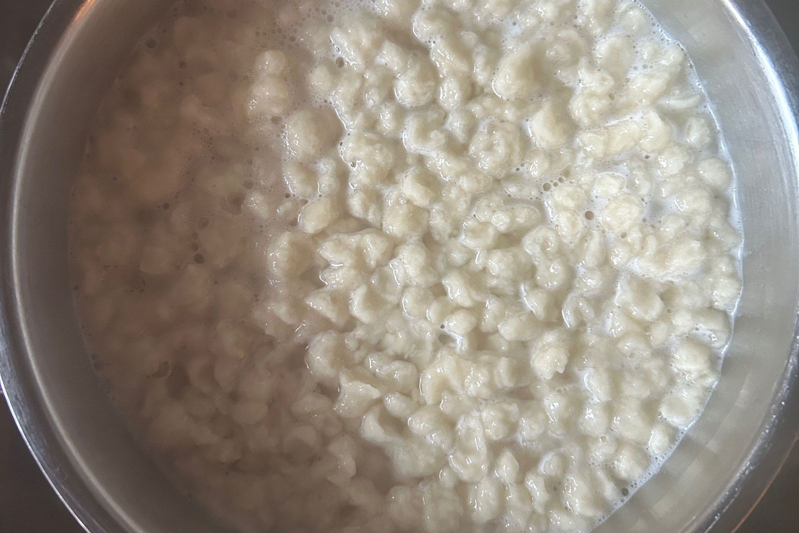 Pilzpaprikasch mit Nockerln - EssBar Rezepte - derStandard.at › Lifestyle