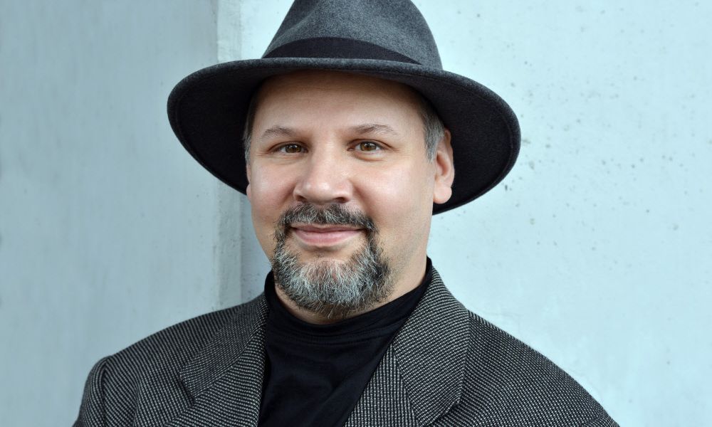 Übersetzer Alexander Nitzberg: "Es wird vielfach hysterisch reagiert ...