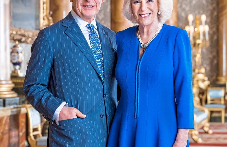 Anlässlich der baldigen Krönung nennt Königshaus Camilla nun offiziell ...