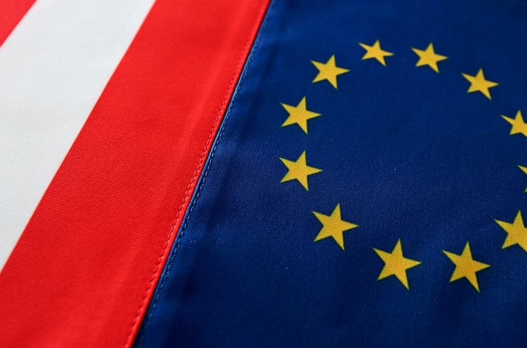 Chinesen stärkste Gruppe bei Rot-Weiß-Rot-Karte – Robert