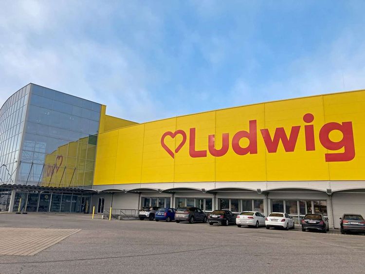 Wiens letzter großer Möbelkaiser: Wie sich Ludwig im Osten Österreichs ...