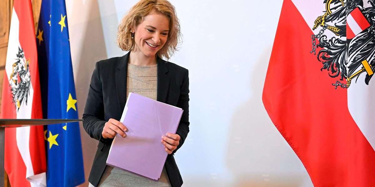 Frauenministerin Eva-Maria Holzleitner: "Ja, ich bin Feministin" - Geschlechterpolitik ...