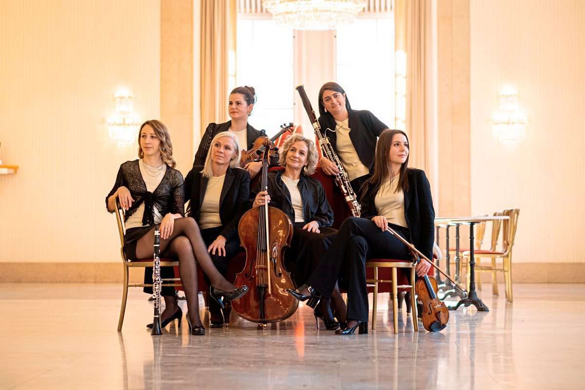 Reise durch die Jahrhunderte mit La Philharmonica - Musik - derStandard ...