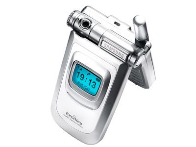 Das "Matrix"-Handy im WebStandard-Test - Telekom - derStandard.at › Web