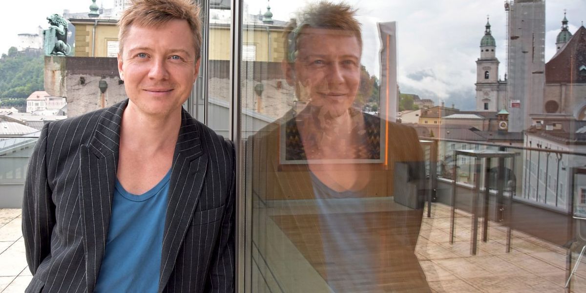 Mut zum echten Gefühl: Evgeny Titov inszeniert "Sommergäste" in Salzburg - Theater - derStandard ...