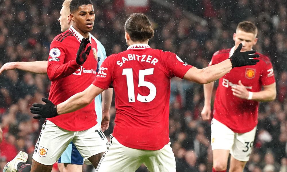 Sabitzer assistiert bei Sieg für Manchester United - Premier League ...