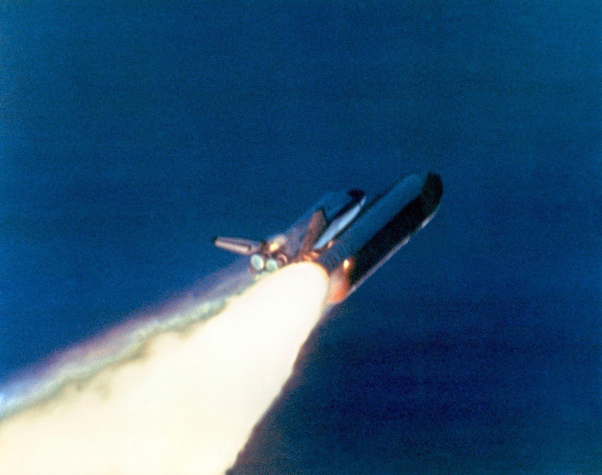 Trümmer der Challenger-Raumschiffkatastrophe am Meeresboden entdeckt ...