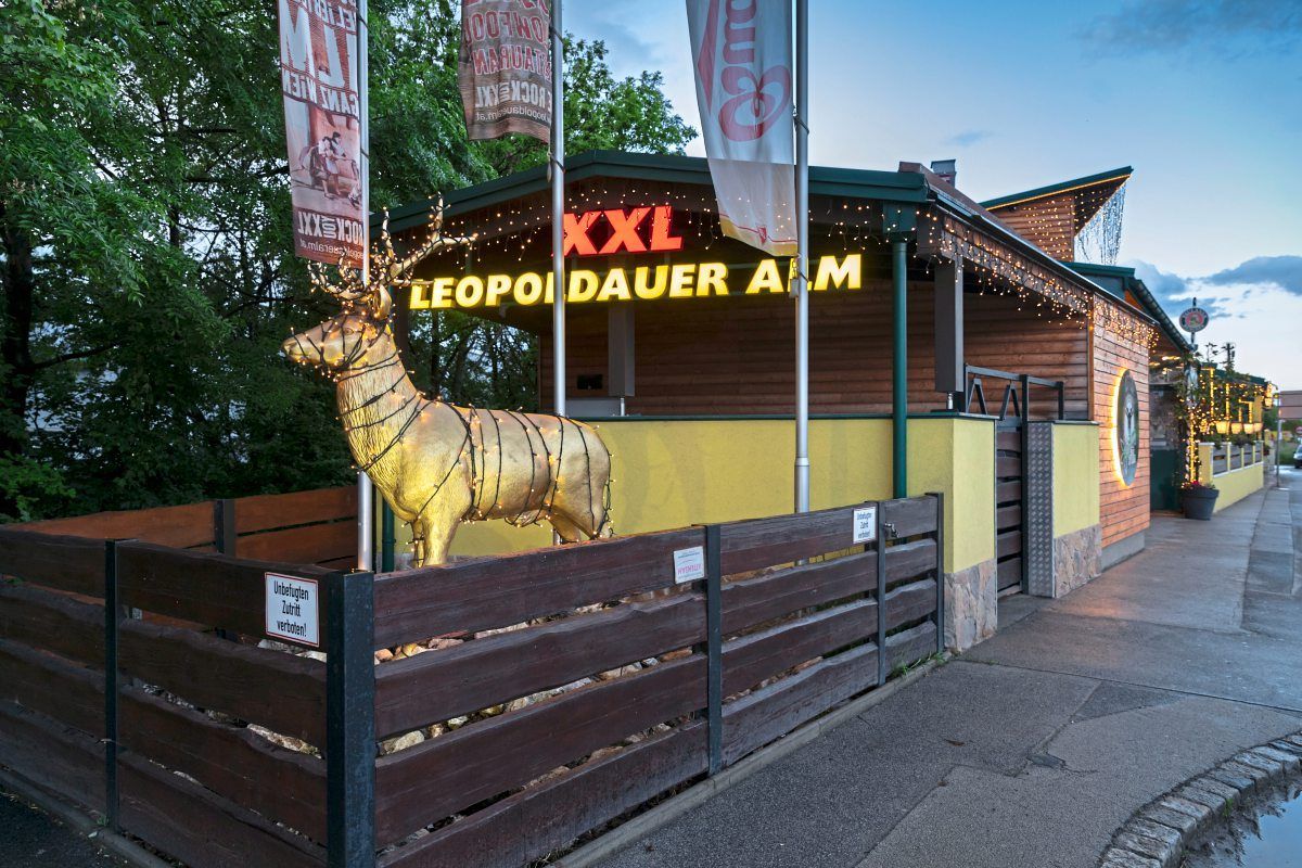 Schwere Kost im XXL-Restaurant Leopoldauer Alm - Essen & Trinken ...